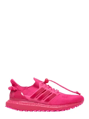 Adidas Ivy Park X Ultraboost Og 'ivy Heart' Sneaker - Pink