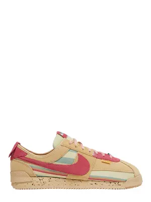 Nike X Union La Cortez Sp Sneakers - Tan