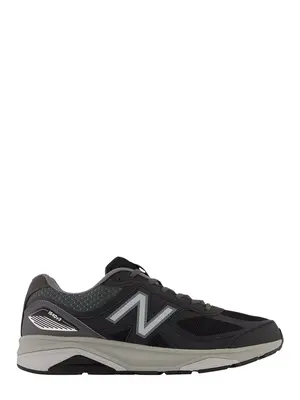 NEW BALANCE 1540v3 Sneakers - Black