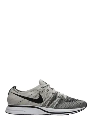 Nike Flyknit Trainer Sneakers - Grey
