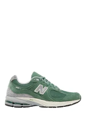 NEW BALANCE 2002R Sneakers Green