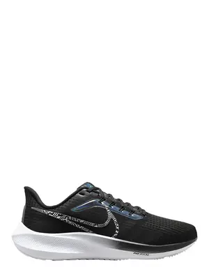 Nike Air Zoom Pegasus 39 Zebra Iridescent Sneakers - Black