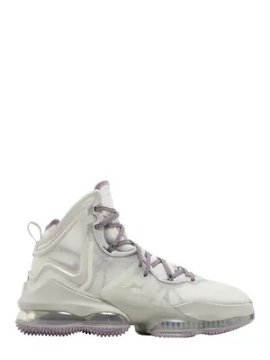 Nike Lebron 19 Ep 'strive For Greatness' Sneakers - White