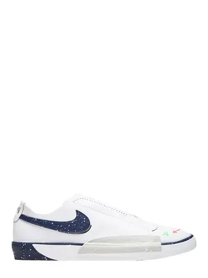 Nike Nike Wmns Blazer Low 'Planet Of Hoops' Sneakers White