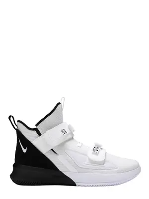 Nike Lebron Soldier 13 Sfg Sneakers - White
