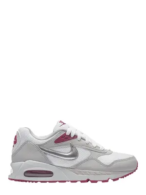 Nike Air Max Correlate Sneakers - White