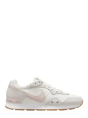 Nike Venture Runner Sneakers - Cream