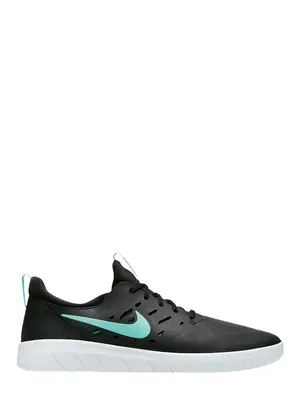 Nike Nyjah Free Sb Sneakers - Black