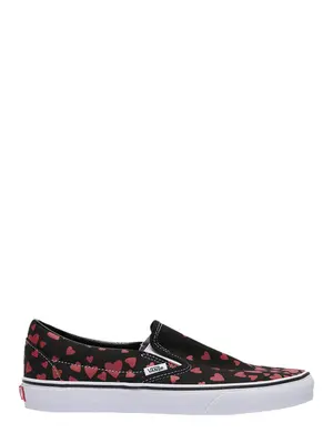 VANS Classic Slip-on Sneakers - Black