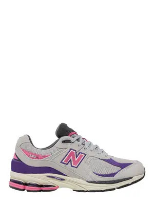NEW BALANCE 2002R Sneakers