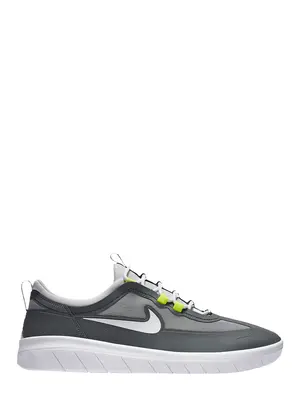 Nike Nyjah Free 2 Sb Sneakers - Grey