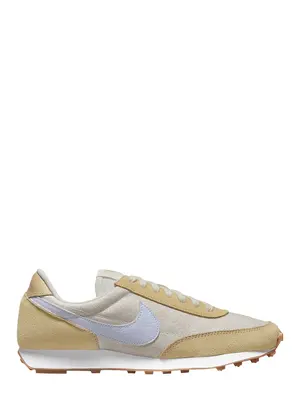 Nike Wmns Dbreak Se Sneakers - Brown
