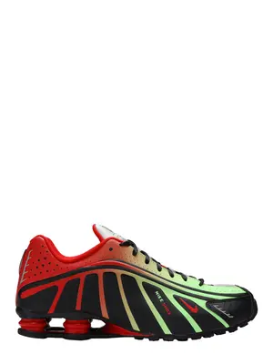 Nike Neymar Jr. X Shox R4 'são Paulo Markets' Sneaker - Black