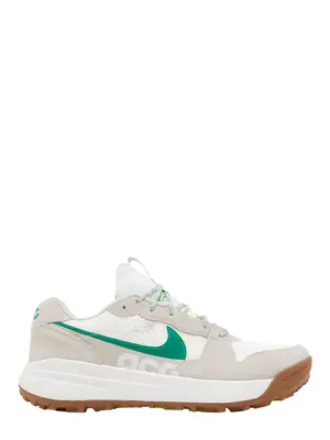 Nike Lowcate - White