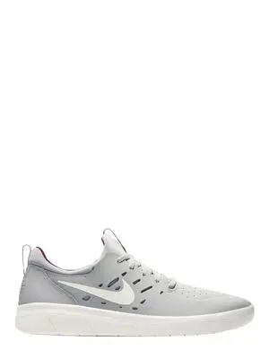 Nike Nyjah Free Sb Sneakers - Grey