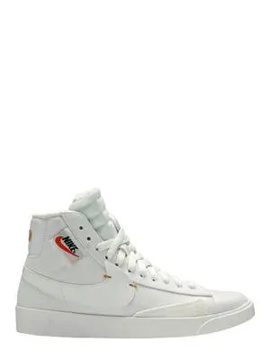 Nike Wmns Blazer Mid Rebel Sneakers - White