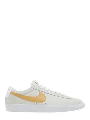 Nike Blazer Sb Low Sneakers - Tan