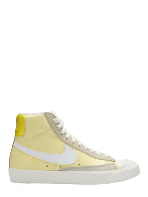 Nike Nike Wmns Blazer Mid '77 'Bicycle' Yellow