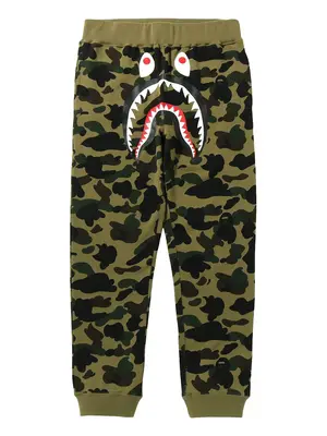A BATHING APE 1st Camo Shark Slim Sweatpants - Green