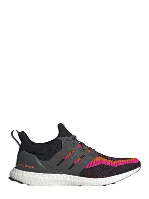 Adidas Ultraboost Dna 'city Pack Hong Kong - Black