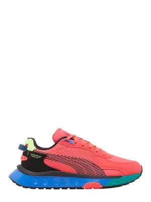 PUMA Wild Rider Sneakers - Pink