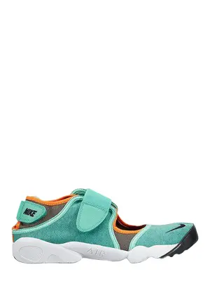 Nike Air Rift Sneakers - Green