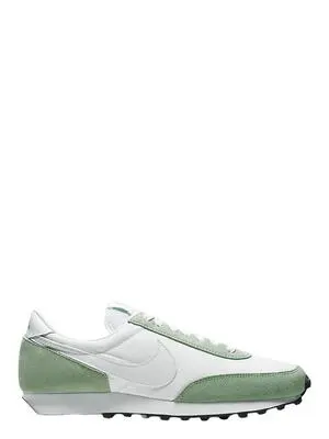 NIKE Daybreak Sneakers