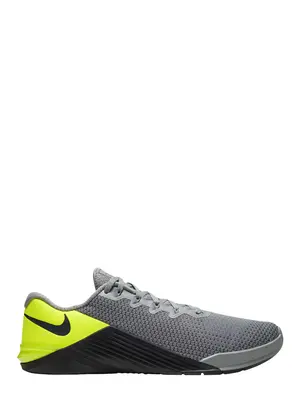 Nike Metcon 5 Particle Volt Sneakers - Grey