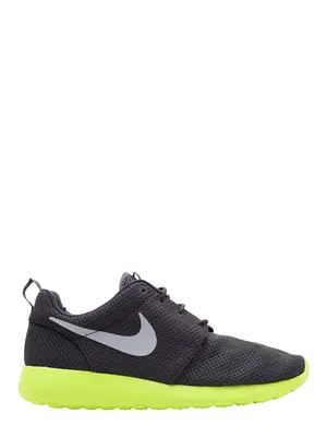 Nike Rosherun Sneakers - Black