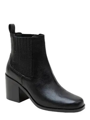 Linea Paolo Spencer Chelsea Boots - Black