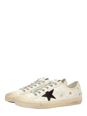 GOLDEN GOOSE V-star Leather Sneakers - Dirty White/black