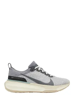 NIKE ZoomX Invincible 3
