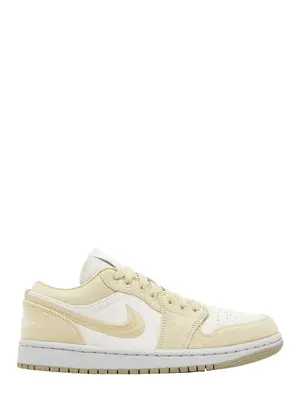 JORDAN 1 Low Se Sneakers - Cream