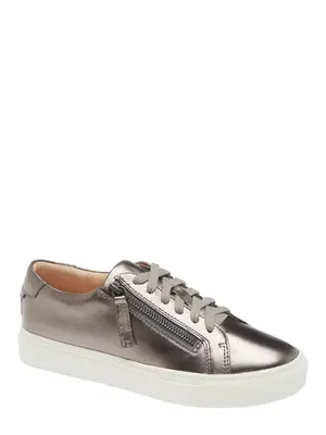 FRANKIE4 FRANKIE4 Billie Zip Sneaker Gunmetal