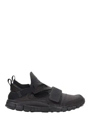 Nike Free Huarache Carnivore Sp Sneakers - Black