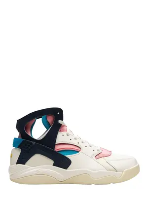NIKE Air Flight Huarache Gear Sneakers
