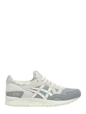Asics Gel-Lyte V 'Peace' Sneakers Grey