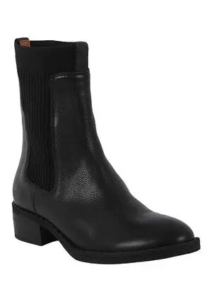 KENNETH COLE Bernadette Chelsea Boots - Black Leather