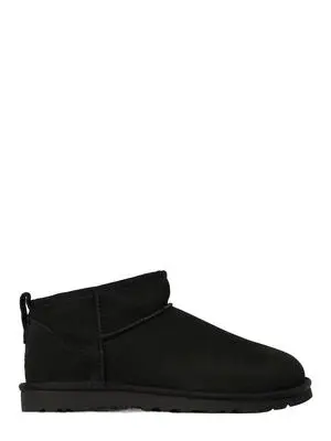 UGG Boots - Black