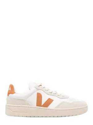 VEJA VEJA V-90 Leather Sneakers