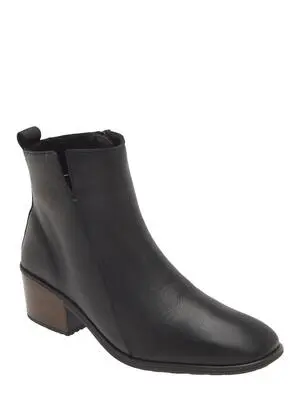 Naot Ethic Bootie - Soft Black Leather