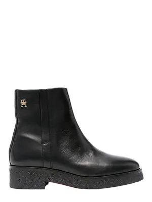 Tommy Hilfiger Logo-plaque Leather Ankle Boots - Black