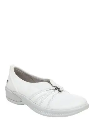 LIFESTRIDE Bzees Niche Slip-on Shoe - Bright White Ribbed Sparkle