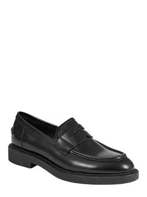 VAGABOND SHOEMAKERS Alex Moc Toe Loafers - Black