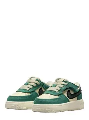 Nike Nike Air Force 1 Low EasyOn Sneakers Milk/green/bicoastal