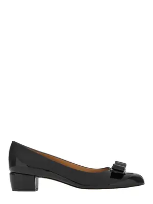 FERRAGAMO Vara Pump - Black