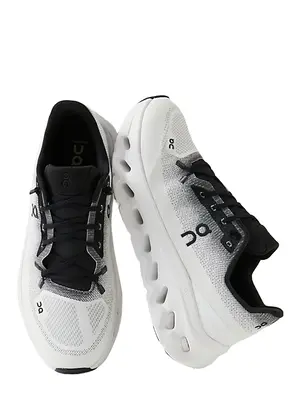 On Cloudtilt Sneakers Black/ivory