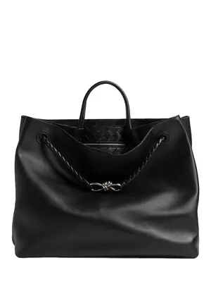 Bottega Veneta Bottega Veneta Large Andiamo Intrecciato Leather Tote Black