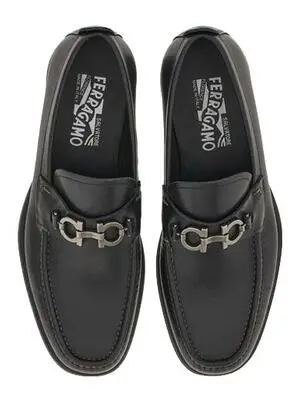 FERRAGAMO Moccasin With Gancini Ornament - Black