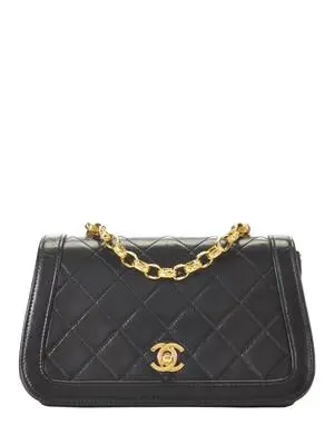 Chanel Quilted Lambskin Curved Flap - Black